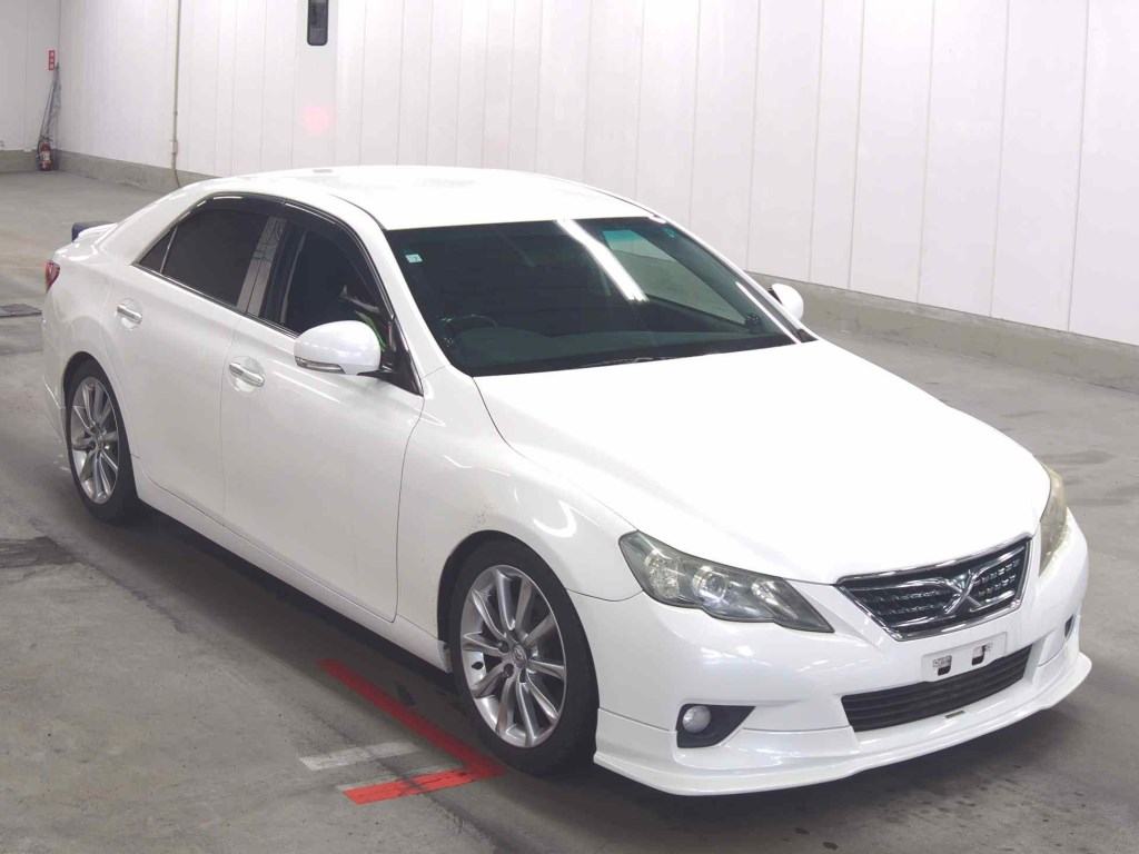 2010 TOYOTA MARK X For Sale in Mozambique